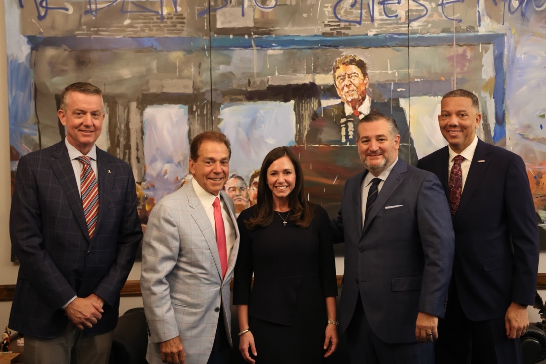 (PHOTOS) U.S. Senators Katie Britt, Ted Cruz Meet with Coach Nick Saban ...